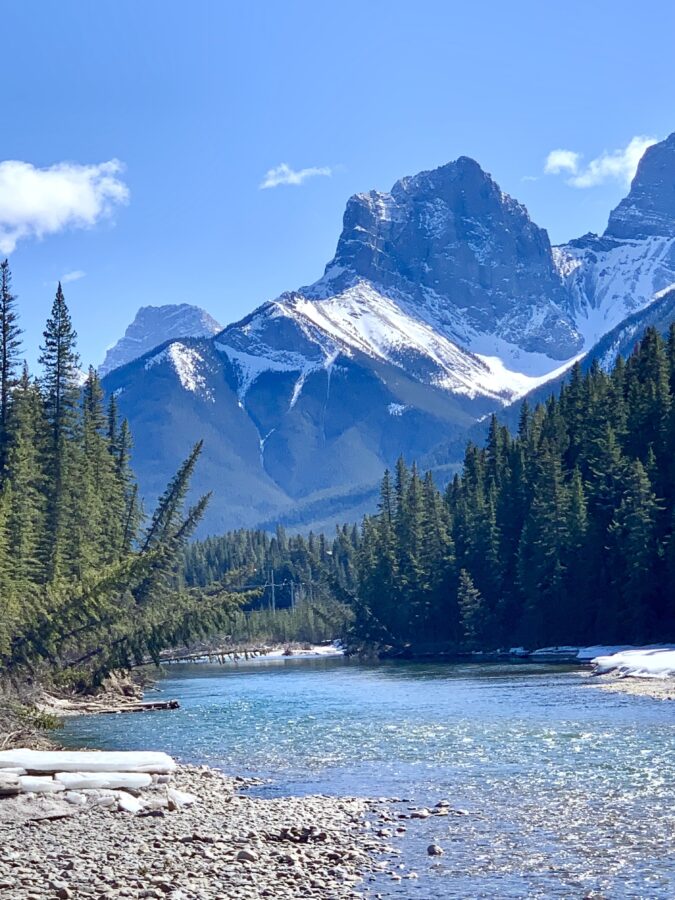 Larch Loop: a 5.6 Km Easy Walking Loop from Downtown Canmore
